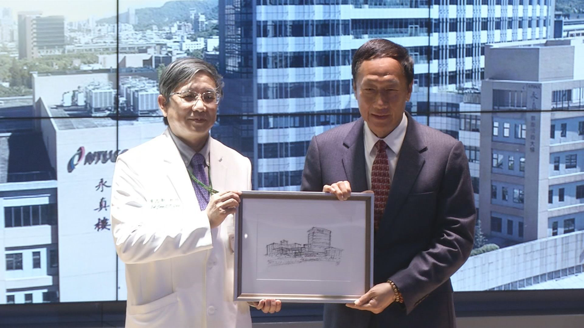 Gov't Could Have Avoided Many Deaths: Gou 郭台銘:在總統蔡英文恩准下 辛苦引進BNT ｜ 公視新聞網 PNN