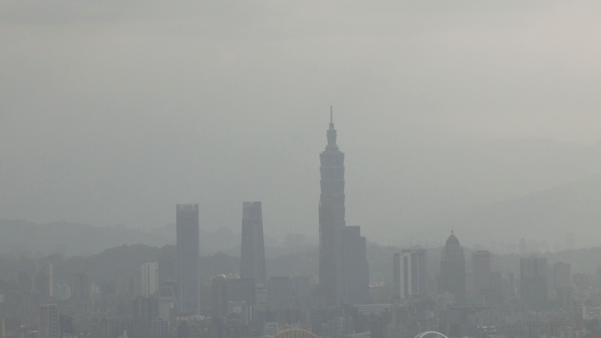 Kualitas udara Taipei berlevel oranye akibat polusi udara lintas batas ...