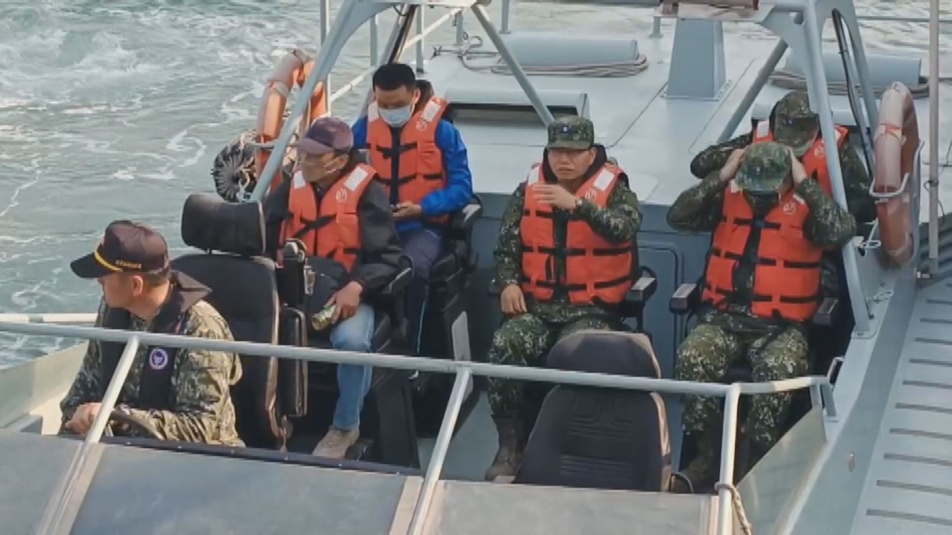 Chiu Apologizes for Missing Soldier in Kinmen 金防部二膽島爆士兵失聯 邱國正致歉 ｜ 公視新聞網 PNN