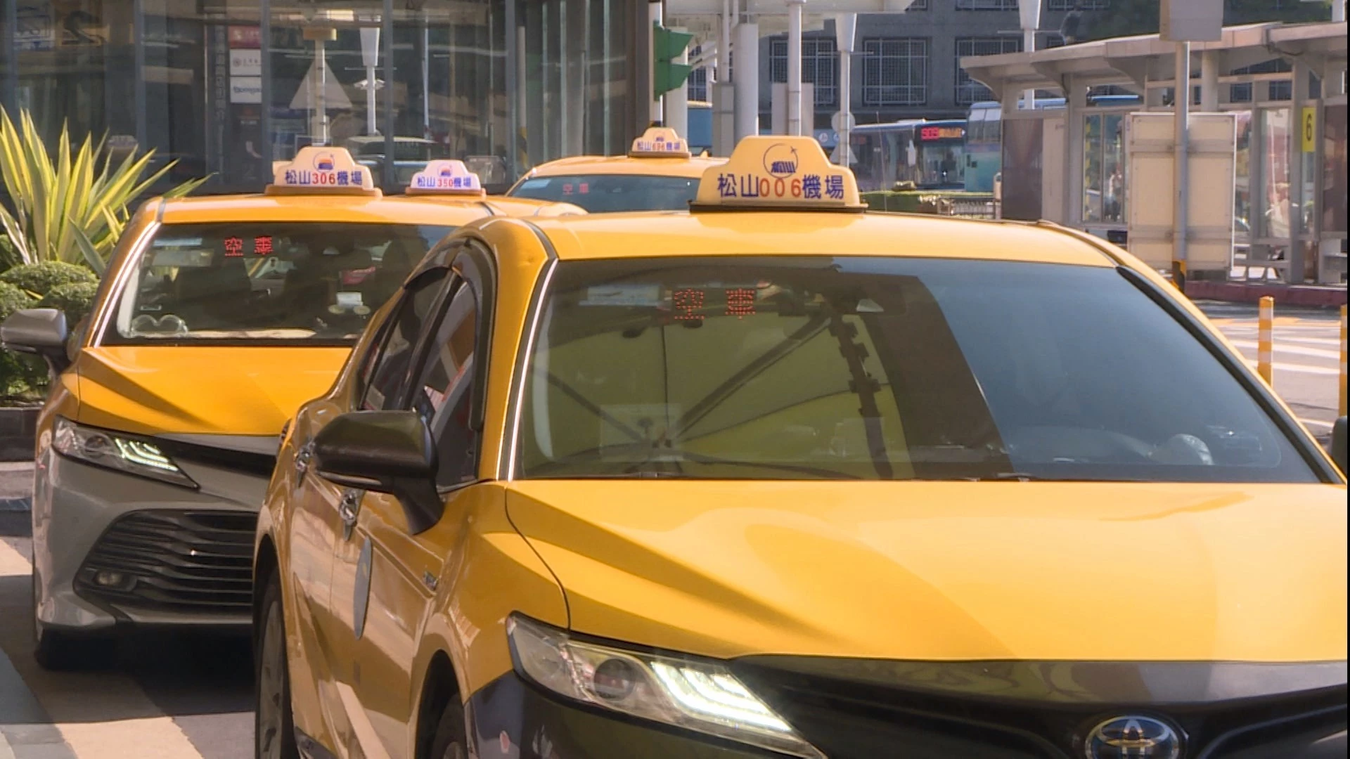 Tambahan biaya taksi bandara Songshan NT$ 50 mulai tahun depan ｜ 公視新聞網 PNN